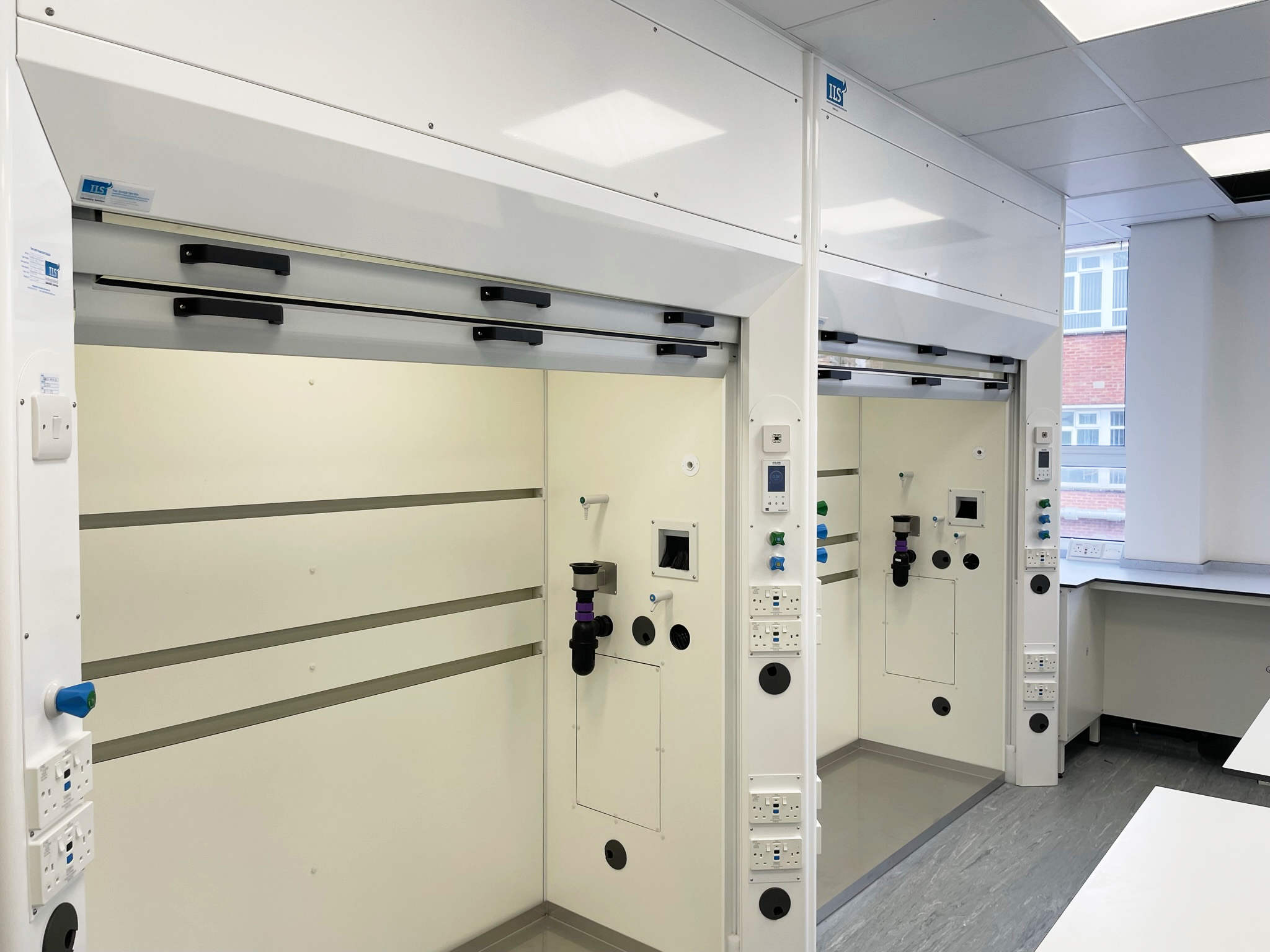 K8 Walk In Fume Cupboard • Integrated Laboratory Services